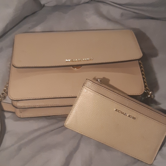 Michael Kors | Bags | Michael Kors Crossbody Purse | Poshmark